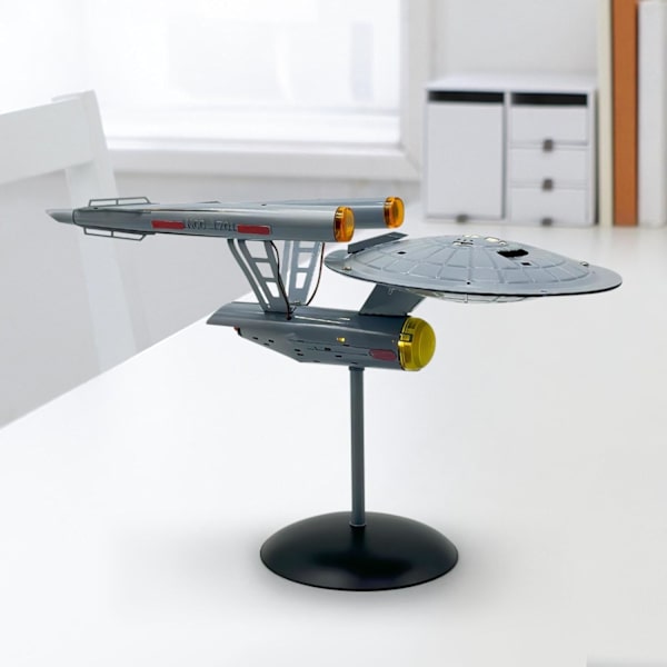 Modell rymdskepp prydnader med LED-lampor, rymdskepp i rostfritt stål ...